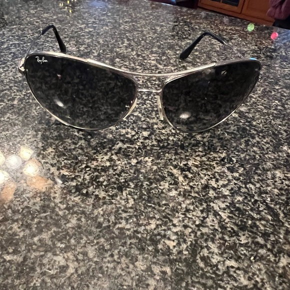 Ray-Ban | Accessories | Vintage Rayban Silver Tone Rims Men Or Womens ...